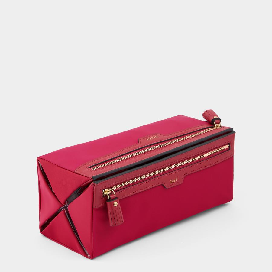 10 Best Designer Cosmetic Bags - Read This First