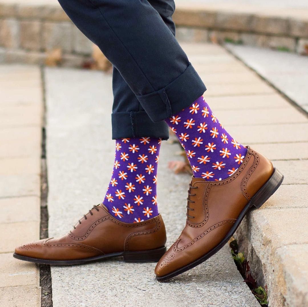 How The Best Dressed Men Choose Their Shoes With Brown Pants | Soxy