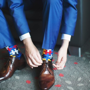 Sock Colors Well Dressed Men Wear With Blue Suits & Brown Shoes | Soxy