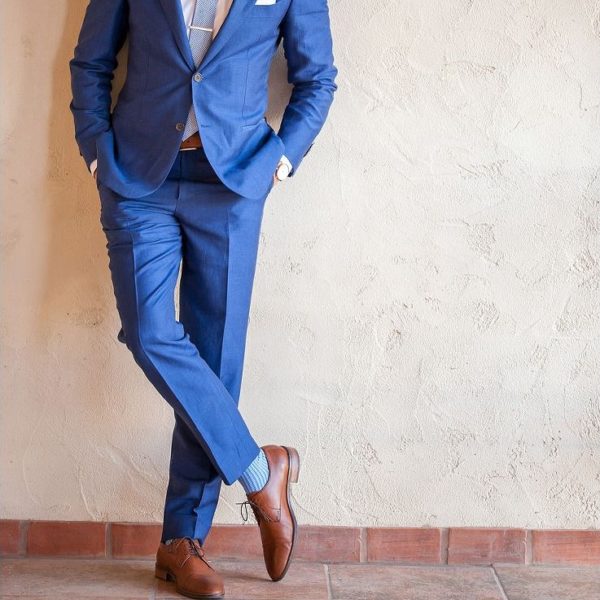 Sock Colors Well Dressed Men Wear With Blue Suits & Brown Shoes | Soxy