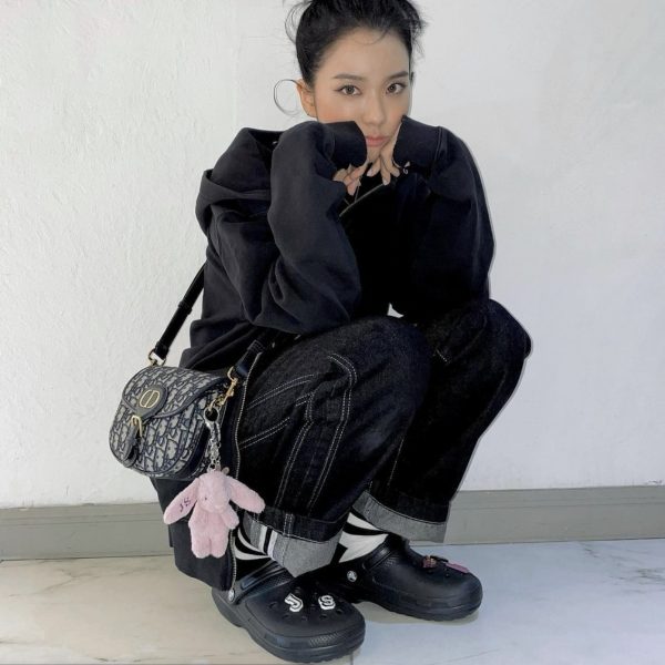 How To Wear Crocs - Read This First