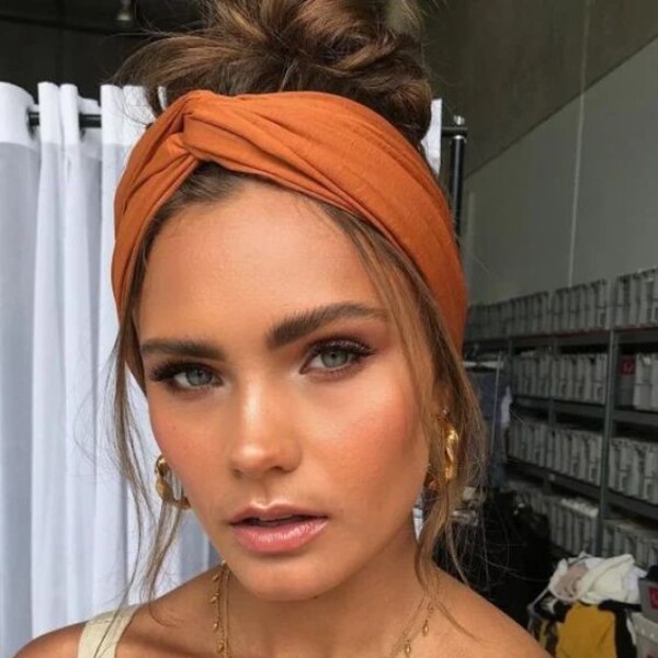 How To Wear a Headscarf - Read This First