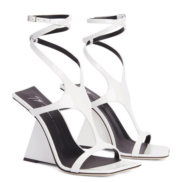 20 Best White Sandals - Read This First