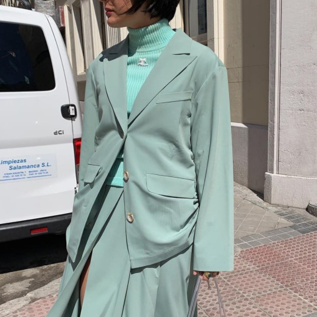 What To Wear In 70 Degree Weather - Read This First