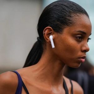 How To Wear Airpods - Read This First