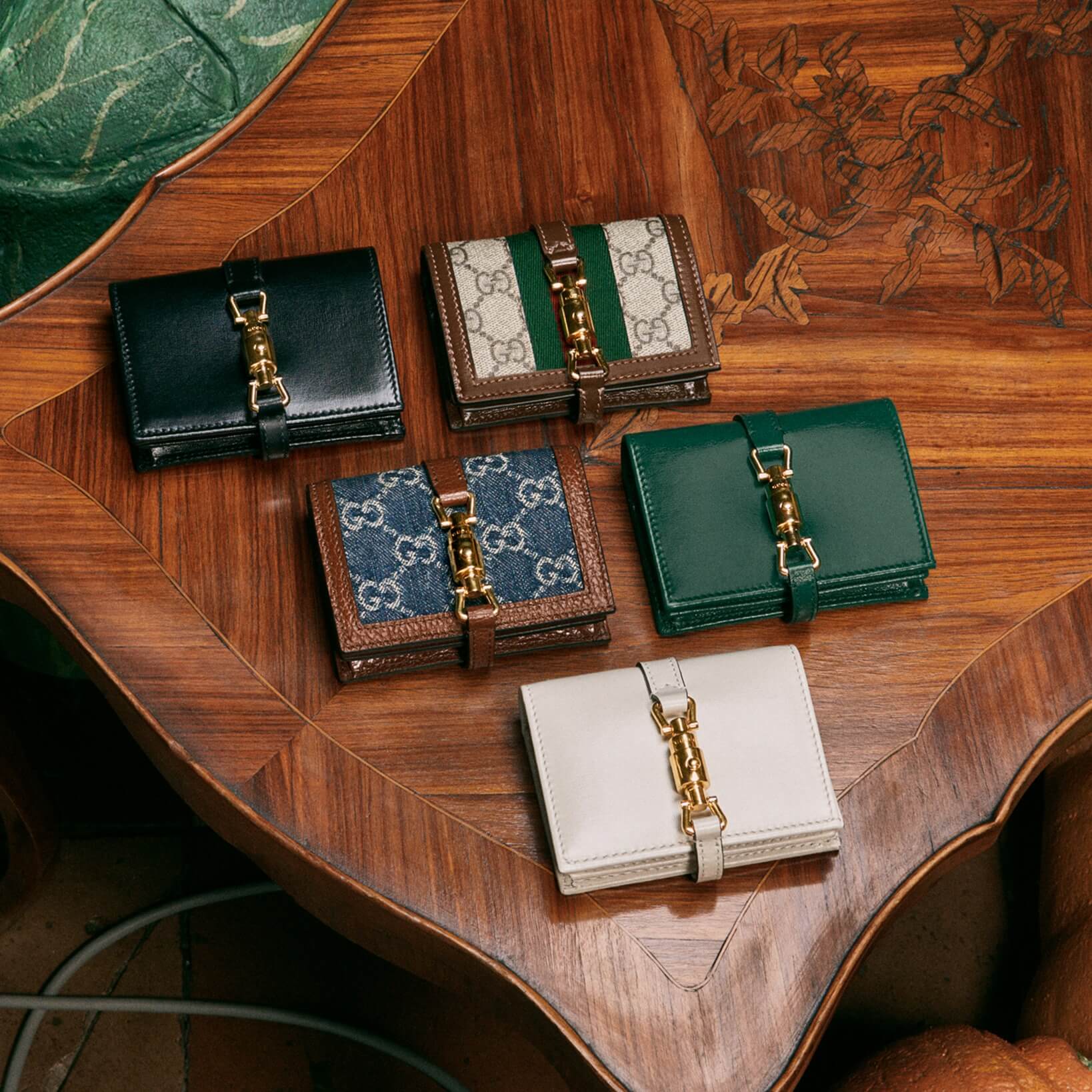 18 Best Designer Wallets - Read This First