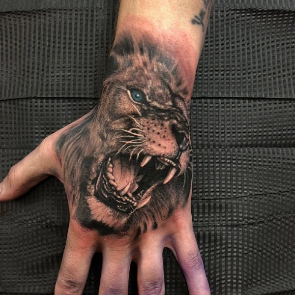 32 Best Lion Hand Tattoo Ideas - Read This First