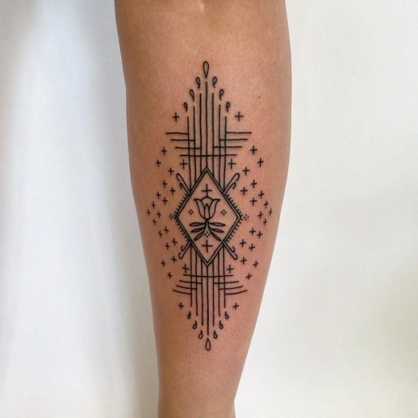 31 Best Shin Tattoo Ideas - Read This First