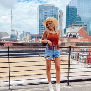 30 Country Concert Outfit Ideas - Read This First